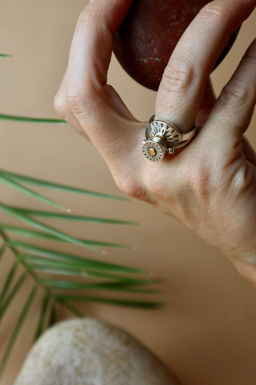 Sun Crown Ring – Nuri